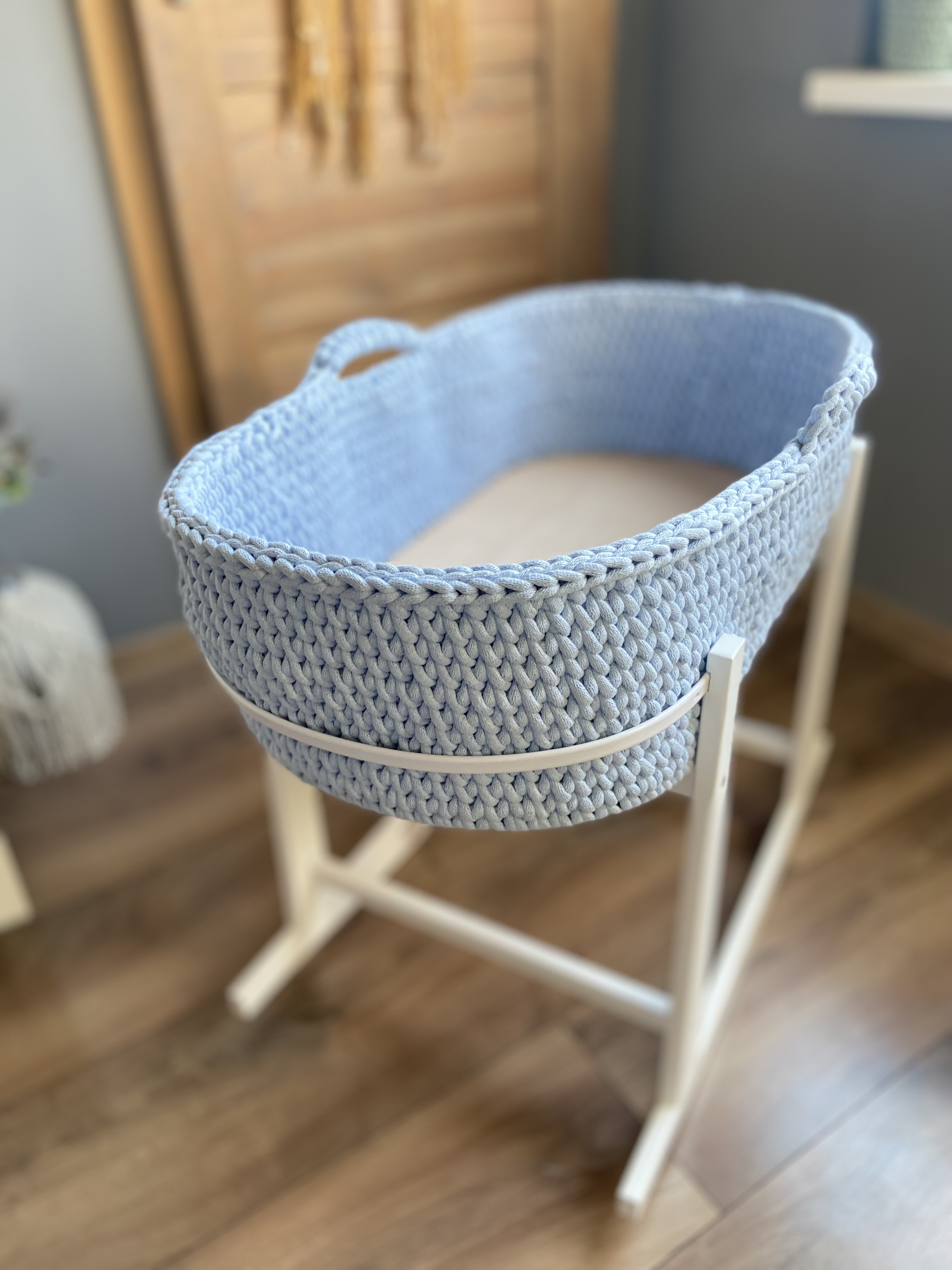 Háčkovaný koš pro miminko - Kreatinka